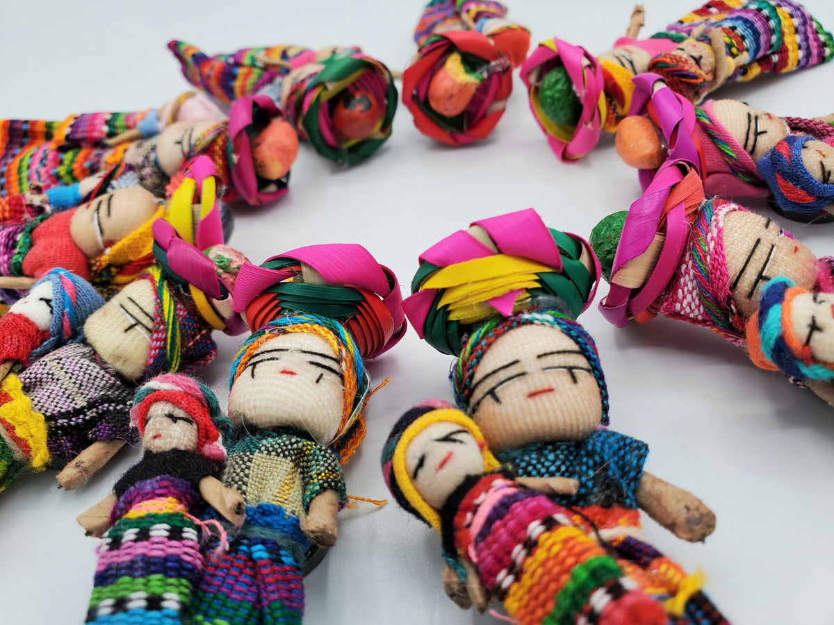 GUATEMALAN WORRY DOLL QUITAPENAS MAMA & BABY MAGNET – MAMA AZTECA